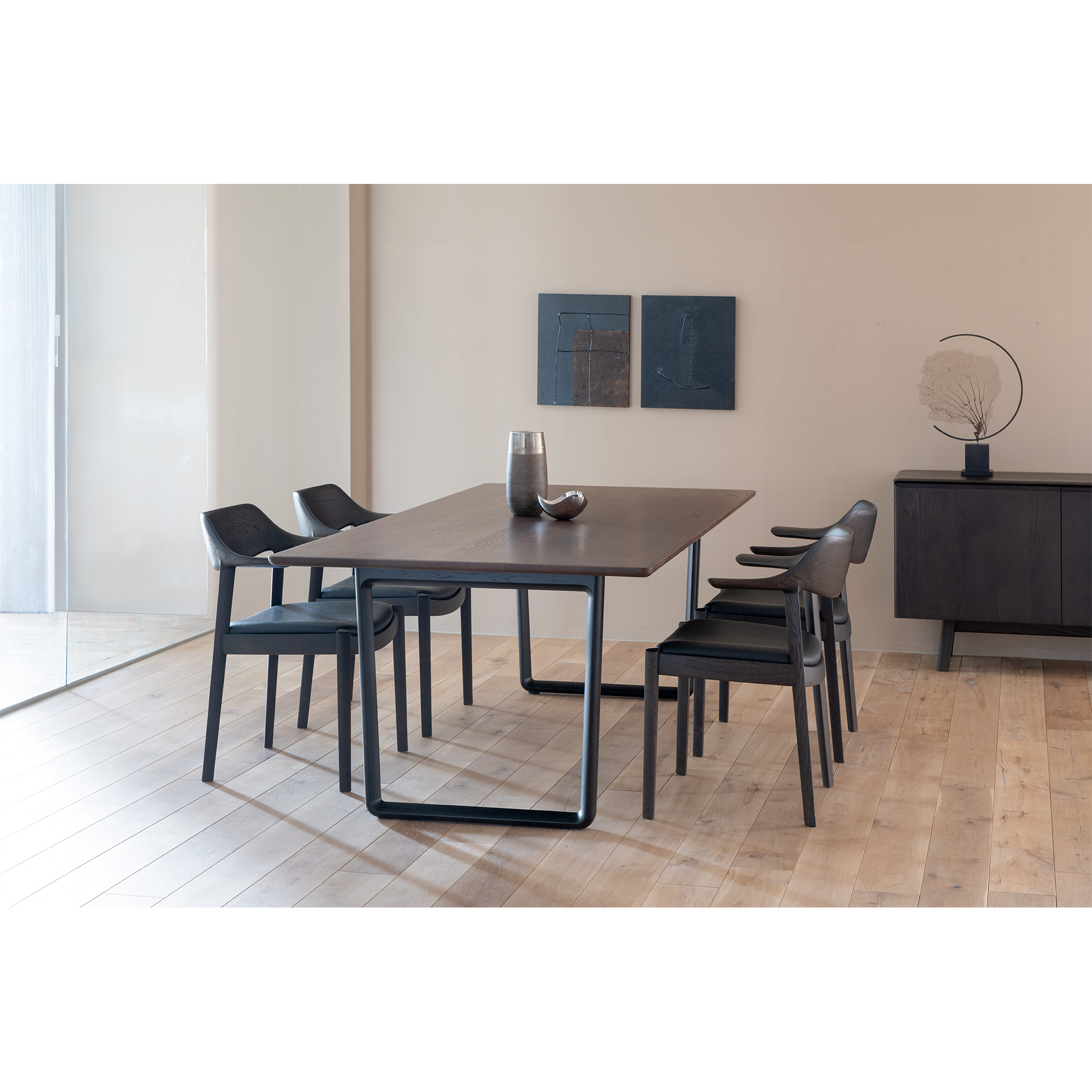 SL TABLE | Series | CONDE HOUSE