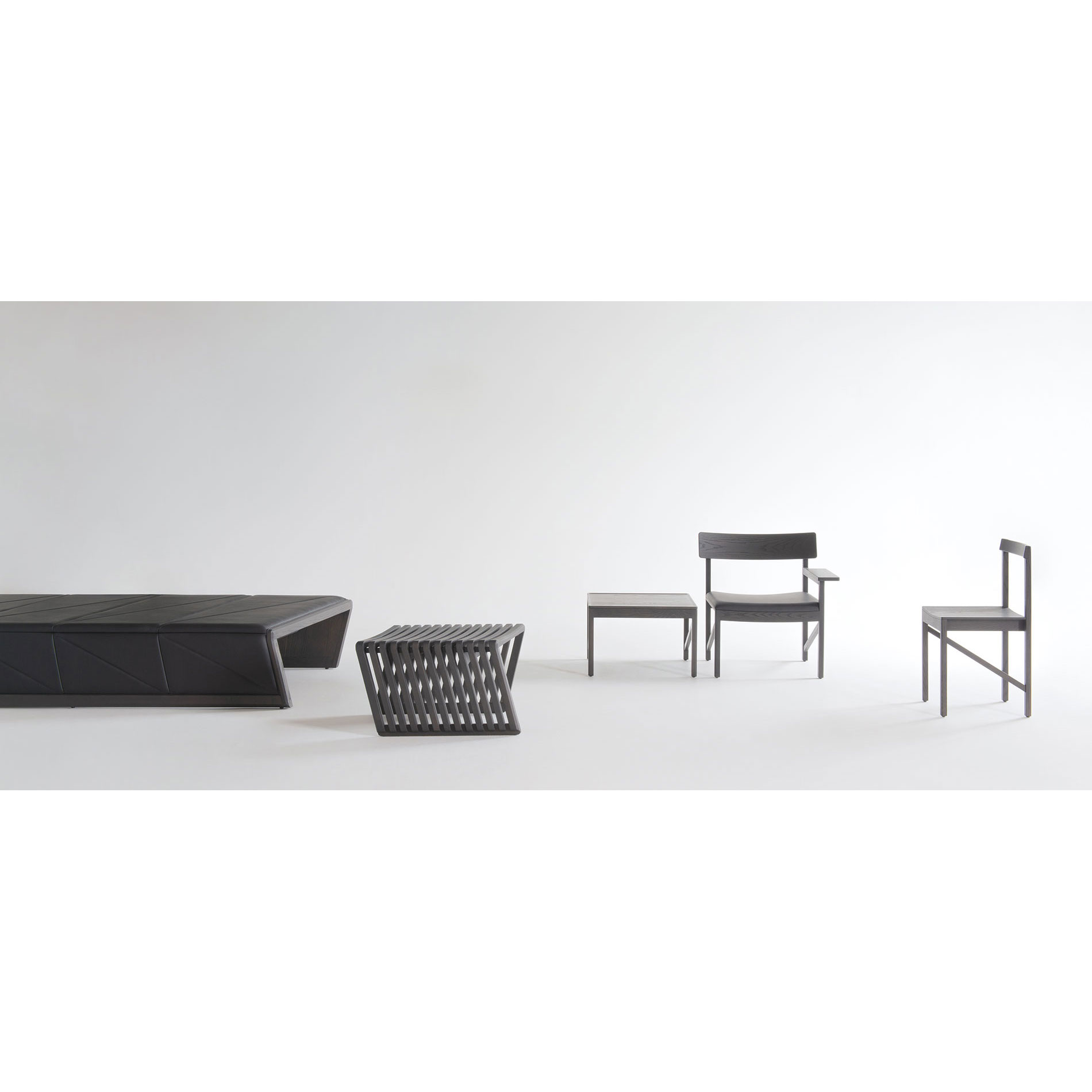 NAKKA | Series | CONDE HOUSE