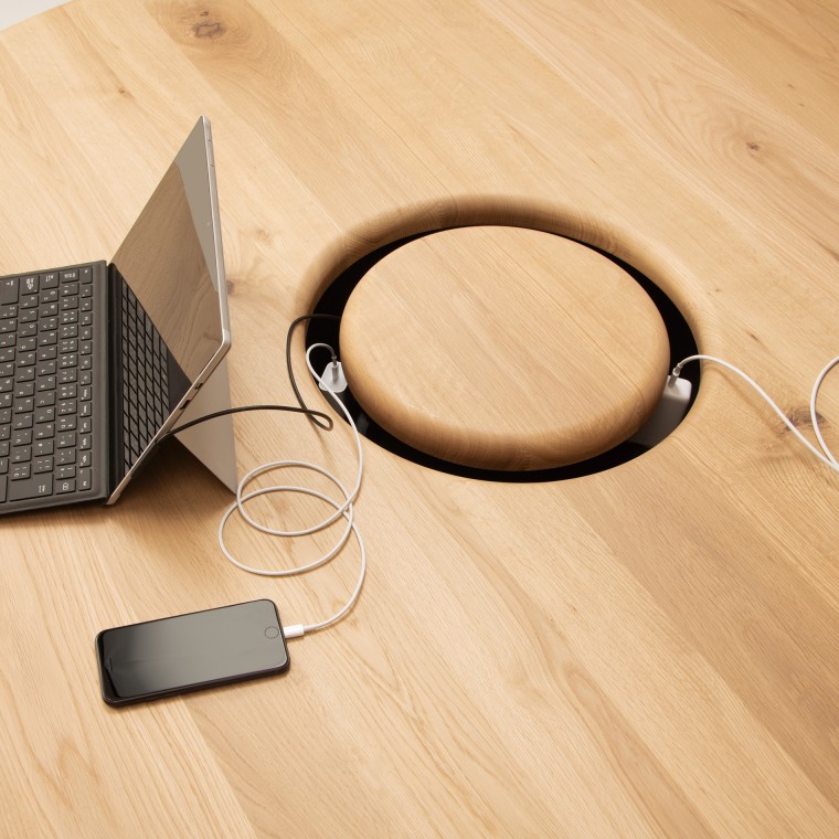 ONE LUX Dining Round Table | CONDE HOUSE